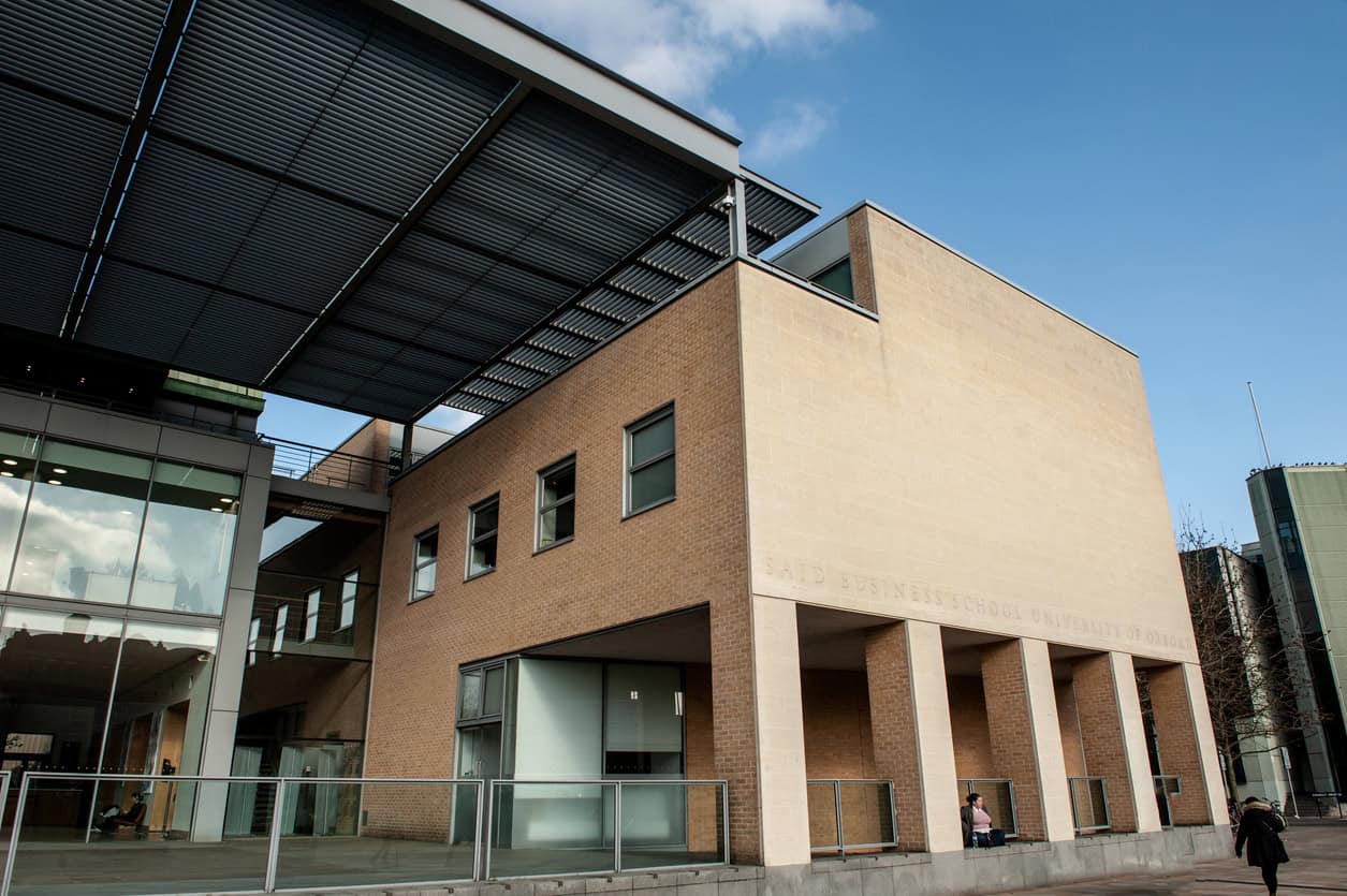 AI meets the VLE: integrating an AI assistant at Saïd Business School ...